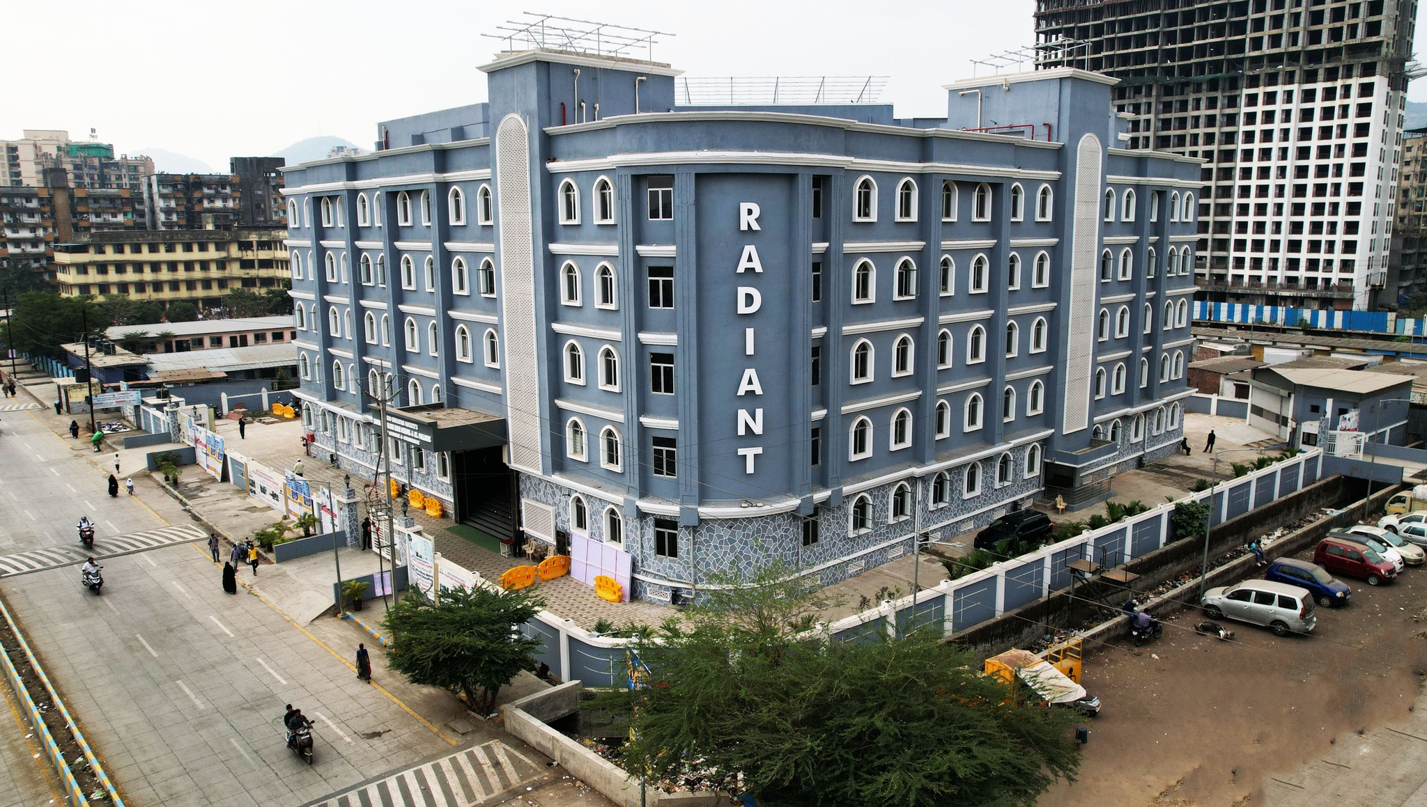 MESCO EDUCATION SOCIETY : Radiant English High School & Jr. College